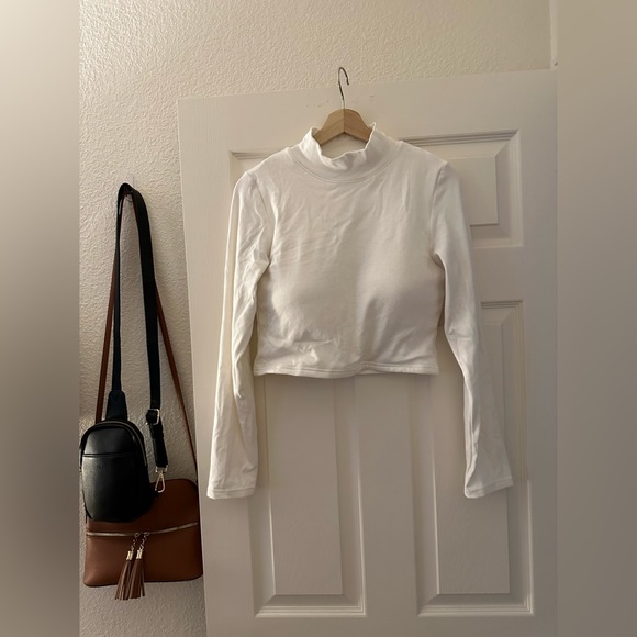 Klassy Network | Tops | Cropped Ribbed Turtleneck With Built In Bra ...